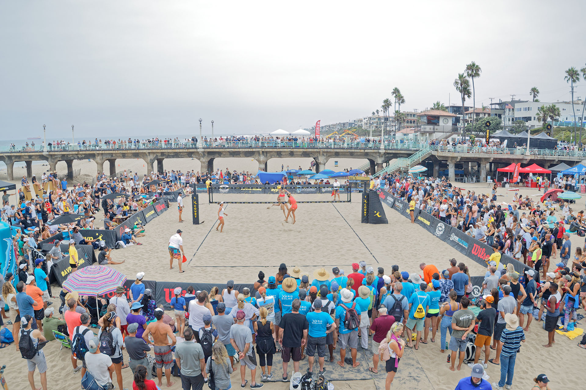 The best photos from a great Sunday at the AVP Manhattan Beach Open ...