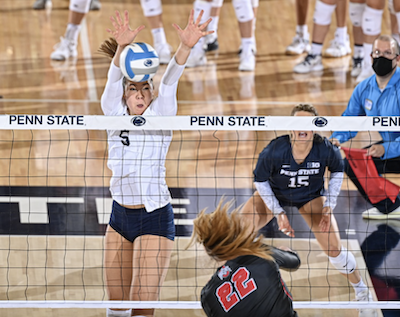 Wackiest weekend: A 46-44 set as WSU upsets UW, UCLA reverse sweeps ...