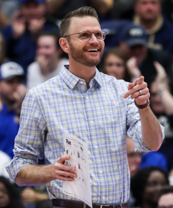 Not the same old Pitt: ACC volleyball power Panthers winning with size ...