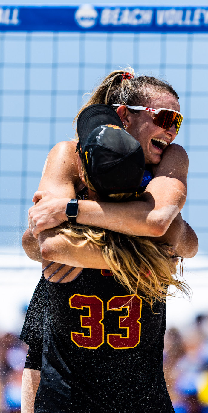 3-peat! USC's Nourse twins clinch NCAA beach volleyball title for Trojans