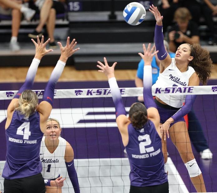 WSU sweeps Washington; Arizona St. stays unbeaten; Minnesota, Iowa St ...