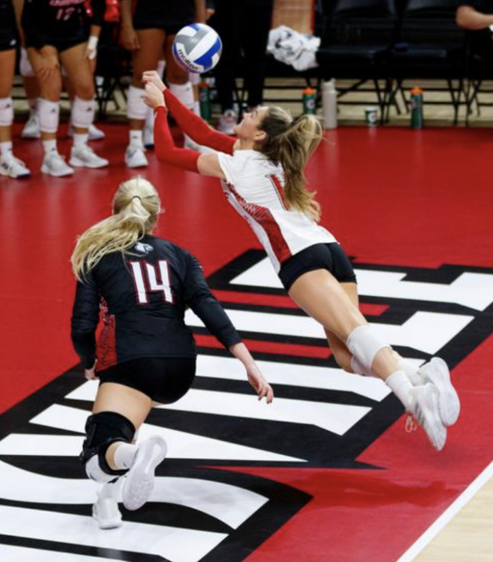 NCAA volleyball stunners: Arizona St. sweeps Stanford, OSU wins at WSU ...