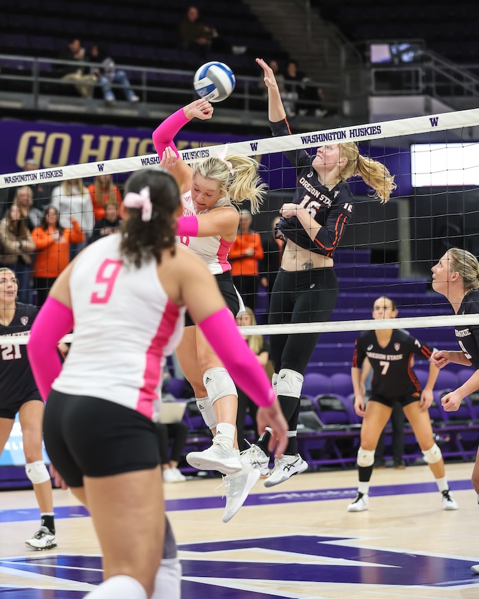 Oregon thumps WSU; Texas tops Baylor; K-State beats BYU again; Citadel ...