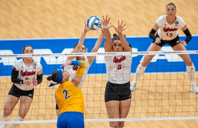Youth is served as freshmen continue to sparkle for top-ranked Nebraska ...