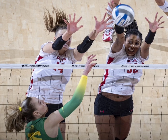 Wisconsin overpowers Oregon in four to claim its spot in NCAA ...
